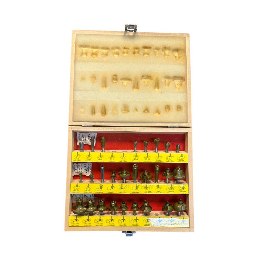 Pre-owned Screwfix Router Parts - Own4Less